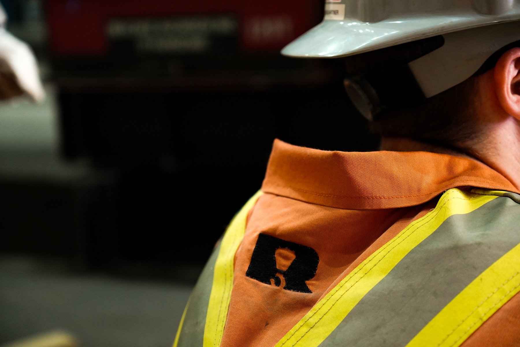 Jack & Roll / Specialized Rigging - Revolution Crane & Transport